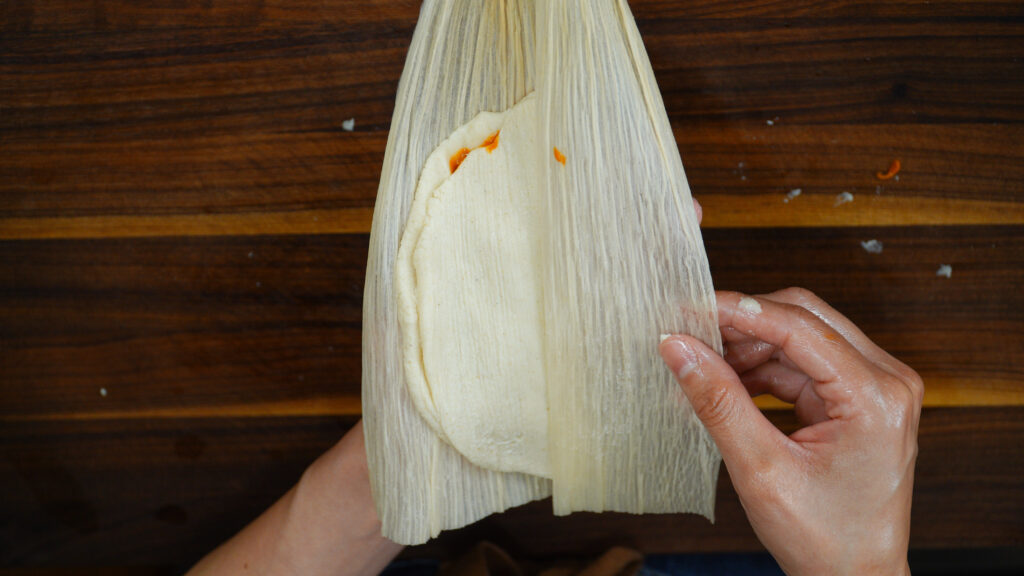 Easiest way to wrap a tamal - Villa Cocina